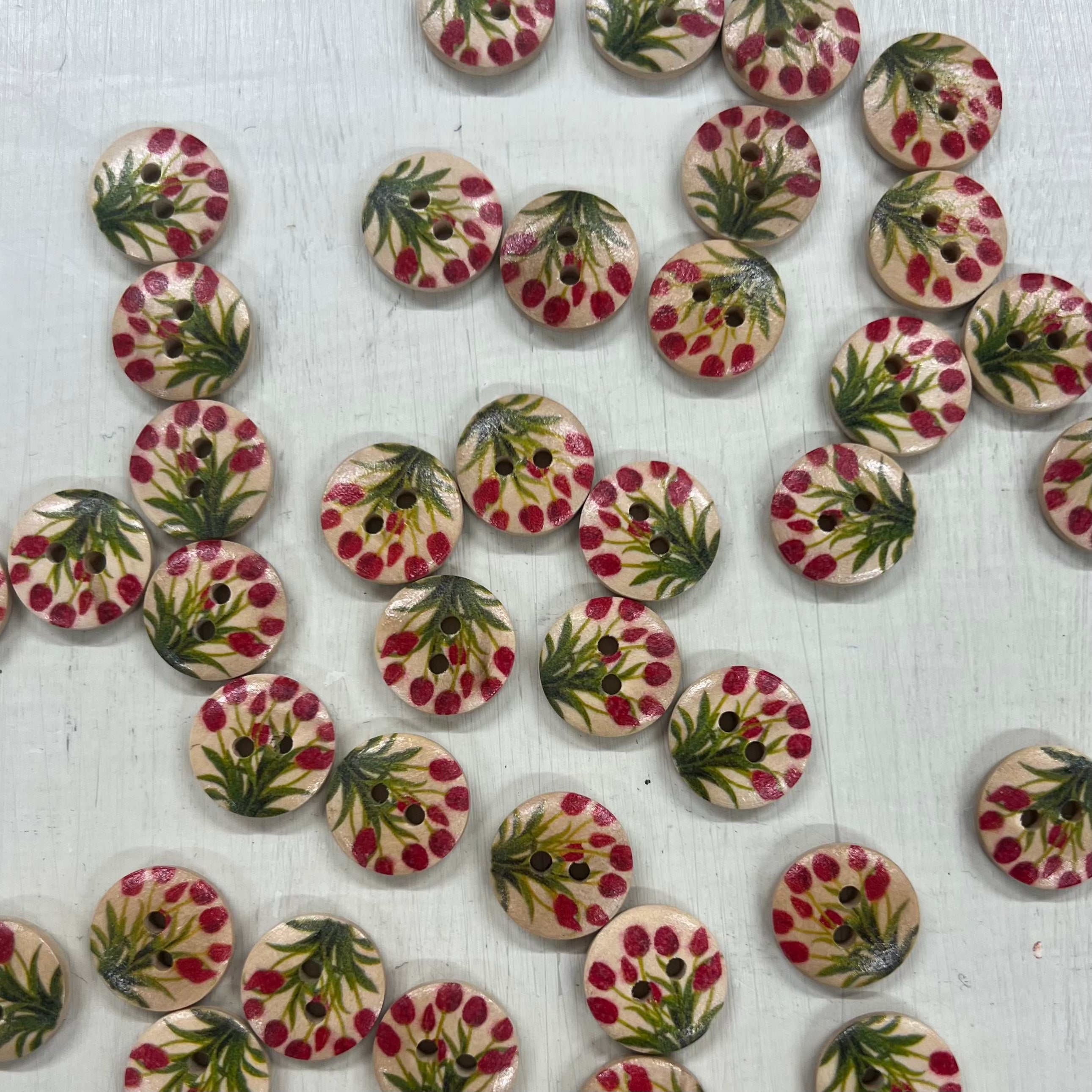 Wooden Buttons - Design 12 (15mm) - Wild & Woolly Yarns