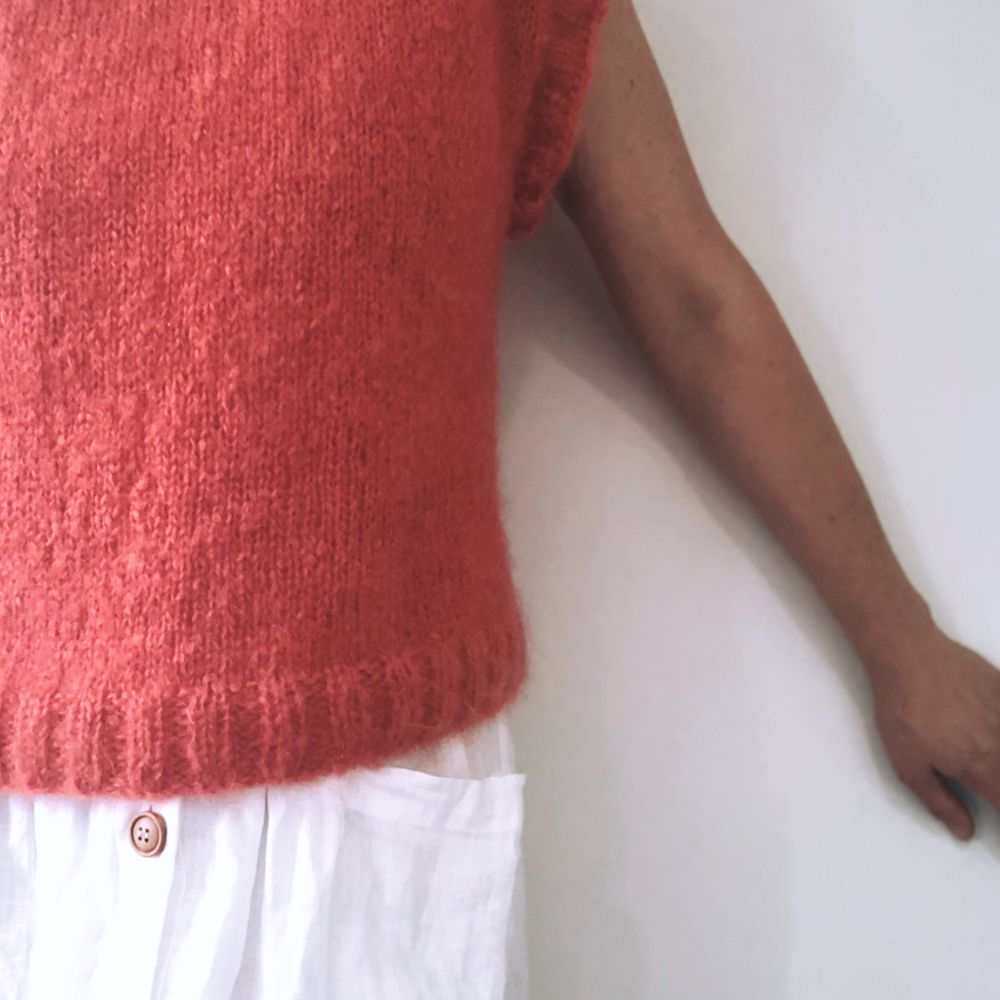 Jones Mohair Vest Knitting Pattern 12 Ply | Easy Knit with Flattering ...